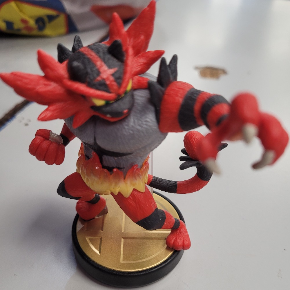 Pre-owned Amiibo Incineroar Figure - Own4Less